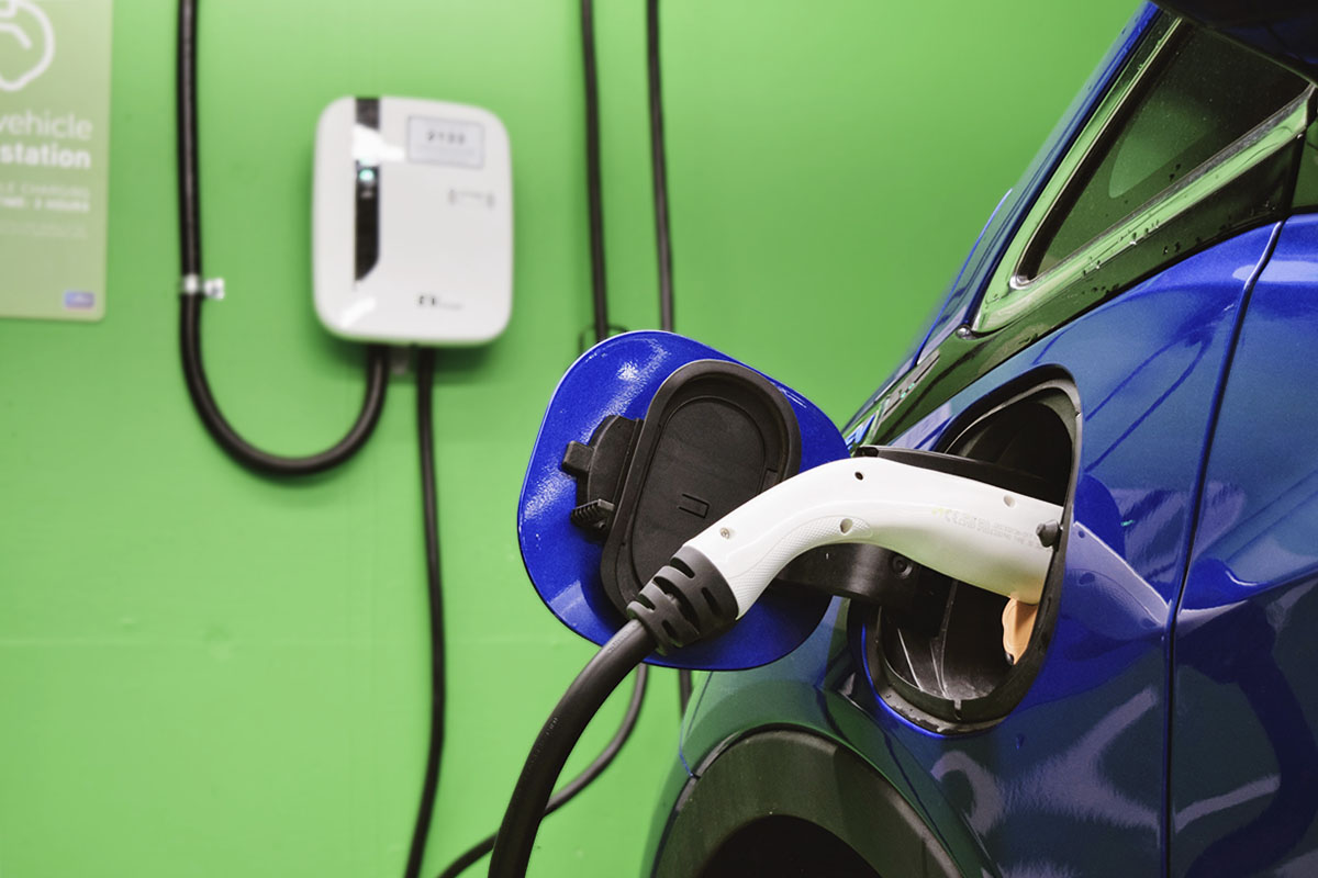 What is a Level 2 charger for electric vehicles? — ChargeLab